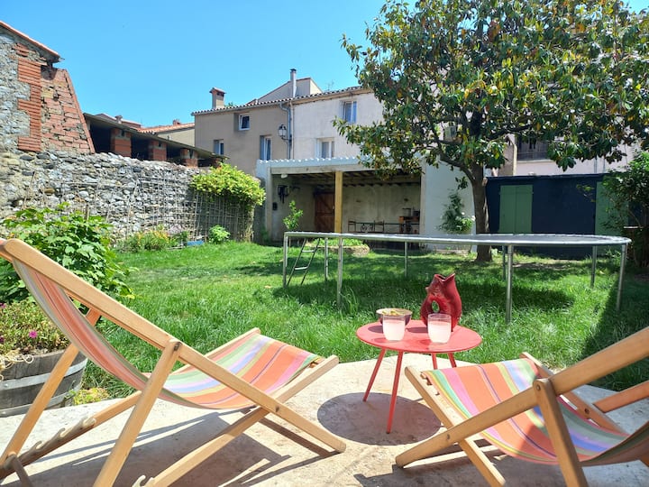 Maison Coeur De Village Avec Jardin Et Garage - Pyrénées-Orientales