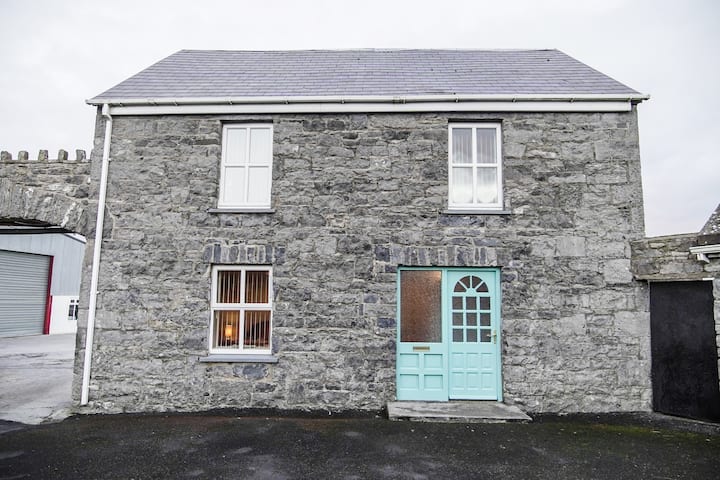 Aran View Apartment, Cosy One Bedroom Apartment. - Lisdoonvarna