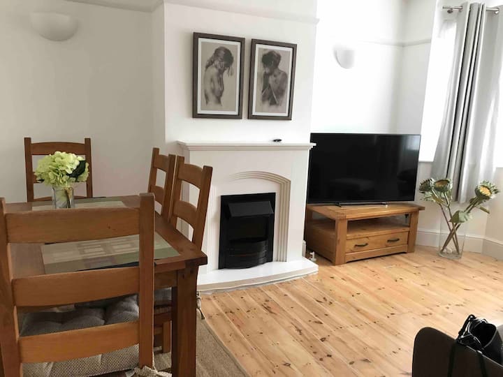 Cozy Central St.albans, 2 Bedroom Ground Floor Apt - St Albans, UK