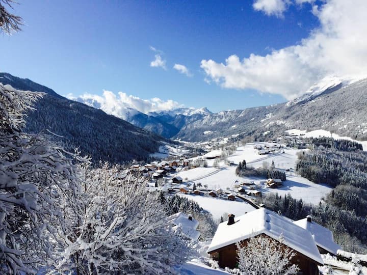 Chalet - Vue Magnifique... La Clusaz, Le Grand Bo! - Le Chinaillon