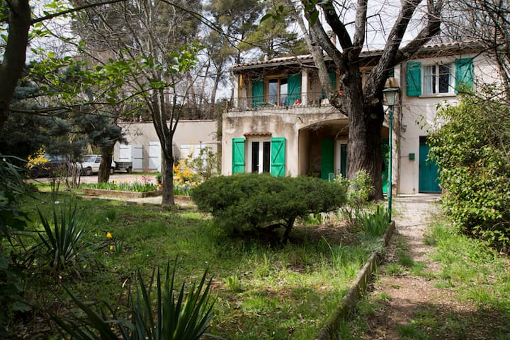 Grand T1 De Charme Proxim Imméd D' Aix En Provence - Le Tholonet