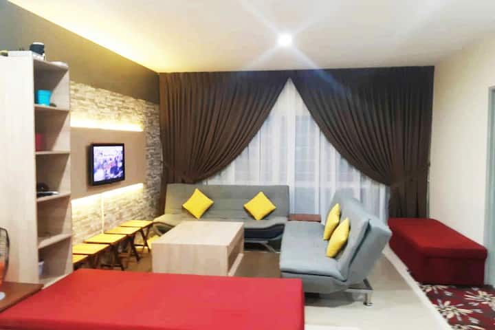 Blovers Traveller's Home Dp443 - Kuching