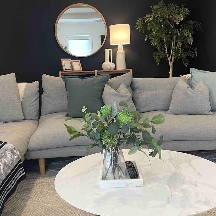 Luxury Cottage + Centre Village + Near Hot Springs - Lakes Entrance