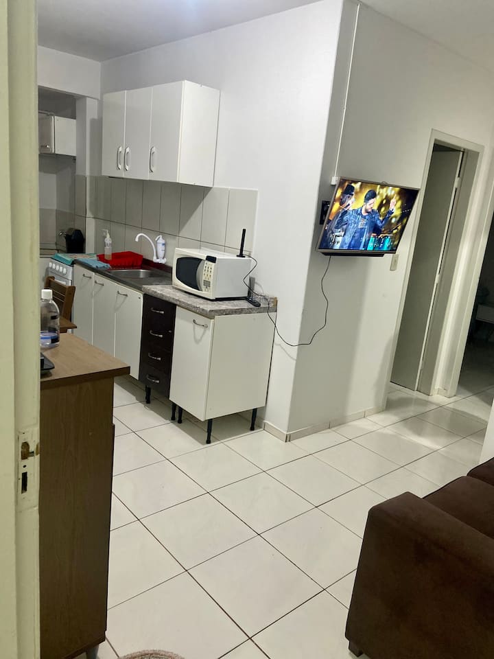 Ap. Central, Próx Shopping E Rodoviária. - Cascavel