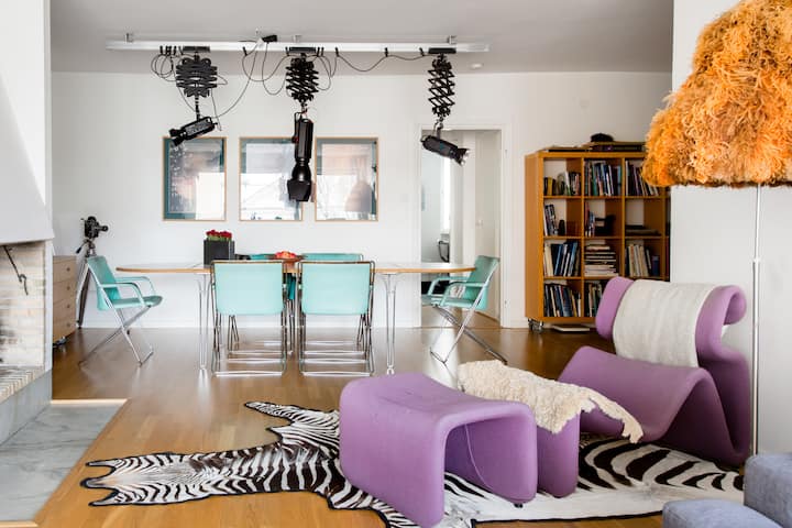 Quirky Ornaments And Mint Green Accents At An Arty Hideaway - Estocolmo
