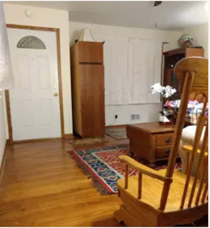 Charming North Racine House By Hw. 32 (With Wifi) - Racine, WI