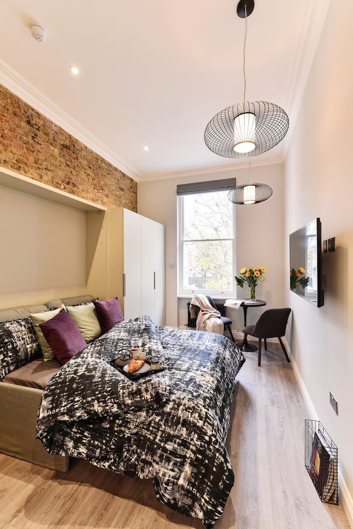 ☆ High Ceilings Studio Premium Quality & Location - London