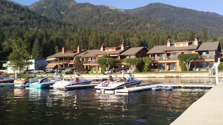 Life’s Better At The Lake! 1 Bdrm Condo In Hope - Hope, ID
