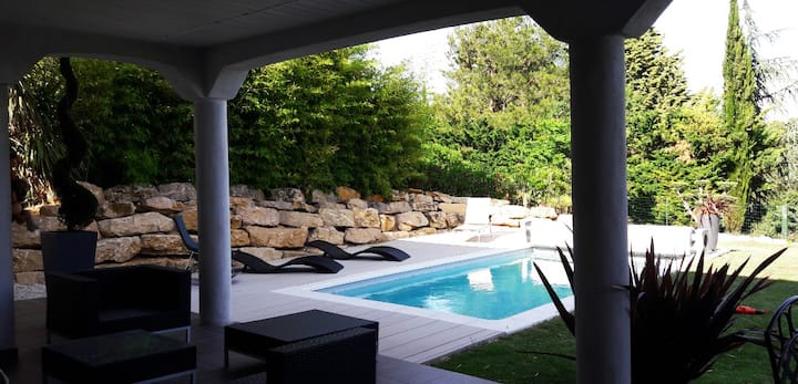 Vue Spectaculaire Mont Ventoux Pour Belle Villa - Grillon