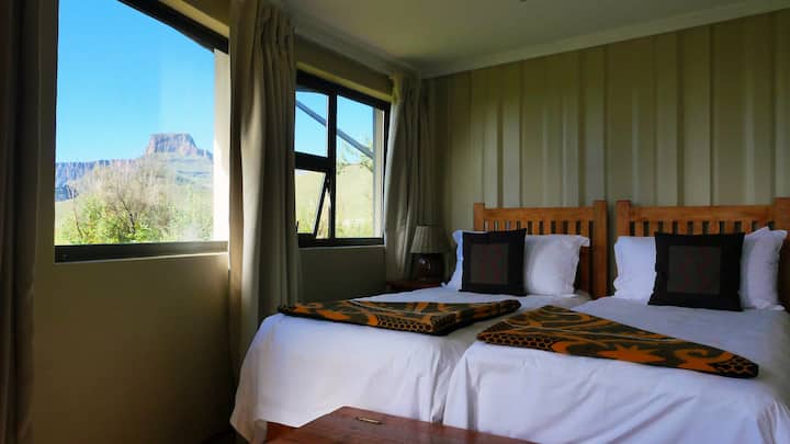 Witsieshoek Mountain Lodge Standard Bungalow - Phuthaditjhaba