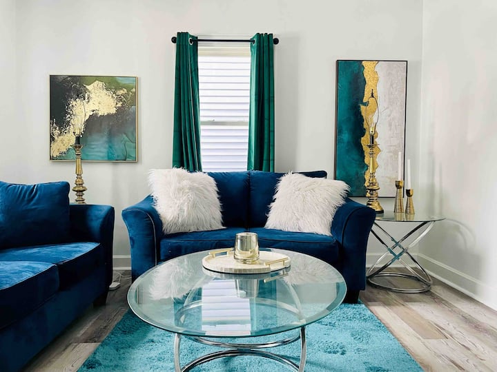 Suite Space B | King 1bd/1ba Apt Near Ue - エバンズビル, IN