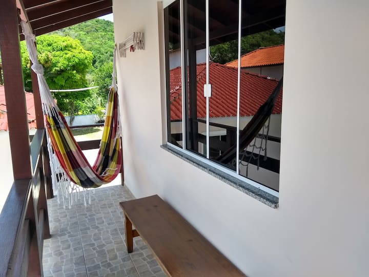 Ap. 1qto,  Banheiro E Coz, Tv, Vt, Wi-fi ,  ,Estac - Florianópolis