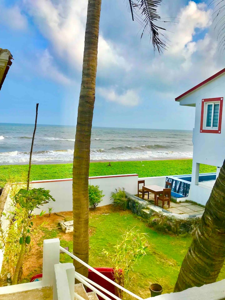 Uthandi Beach Holiday Rentals & Homes - Chennai, India | Airbnb