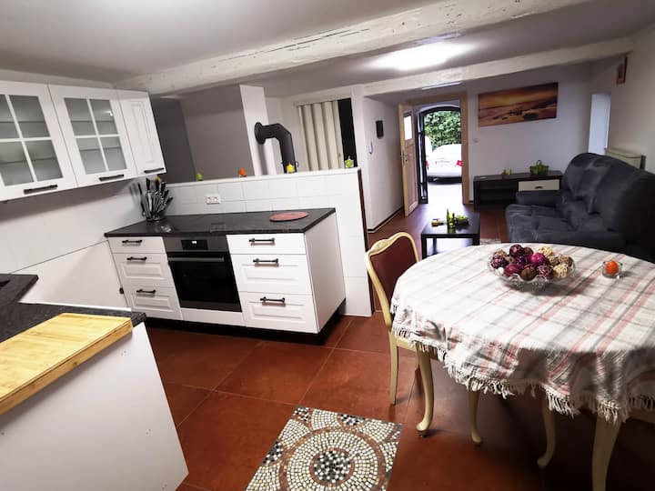 Komplett Neu Renovierte Wohnung - Ditzingen