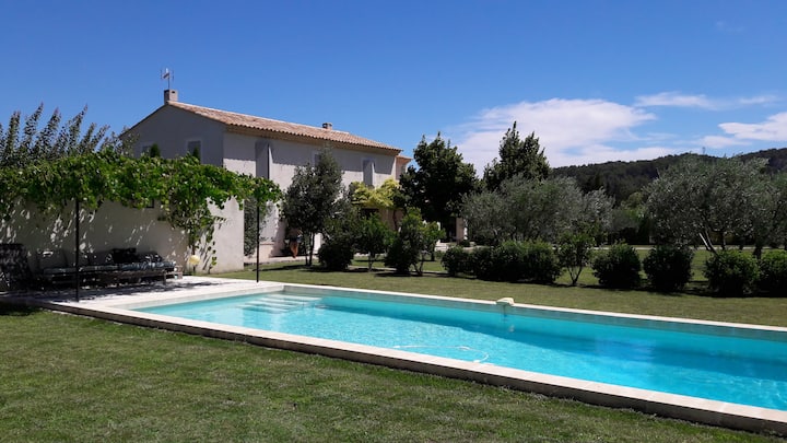 Entre Luberon Et Alpilles Mas Et Sa Piscine Privée - Cavaillon