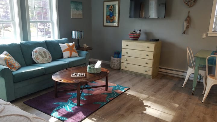 Pristine Beach Cottage With Private Yard - Seaview, WA