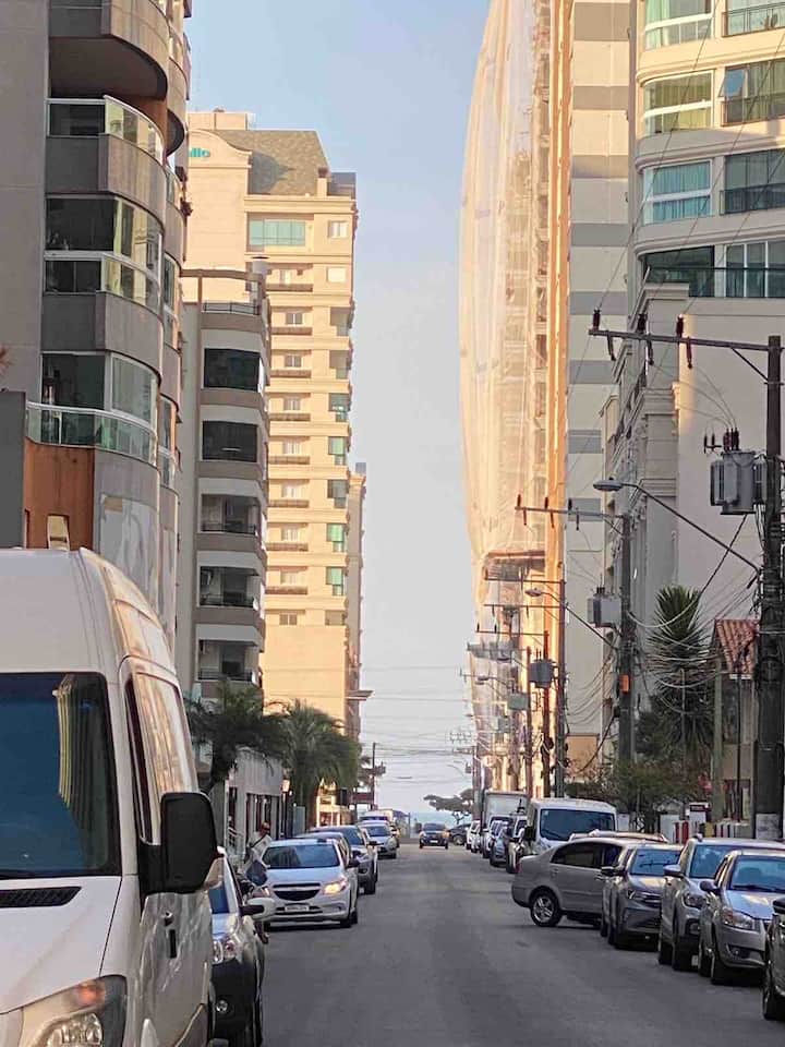 Aconchegante, Limpo Apenas 250 Metros Do Mar. - Itapema