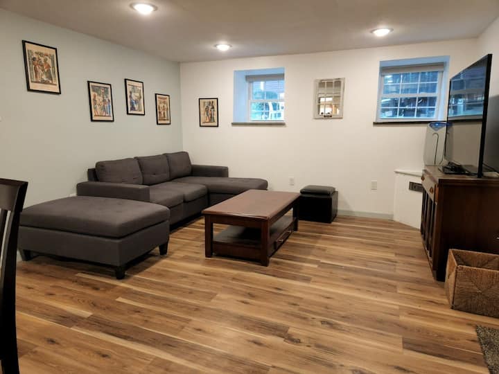 Private Bedroom, Shared Bath, Off-street Parking - Boston, MA