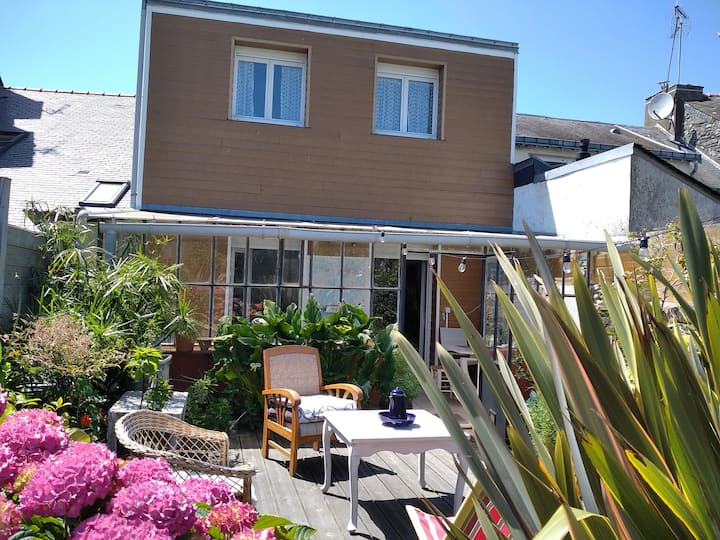 Maison De Bourg Au Calme - Questembert