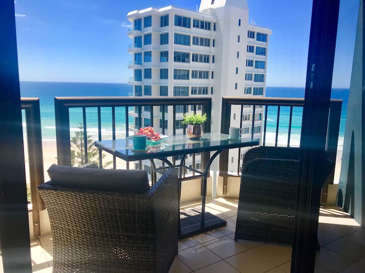 Beachside Escape
Surfers Paradise
2bd 2ba
Parking - Surfers Paradise