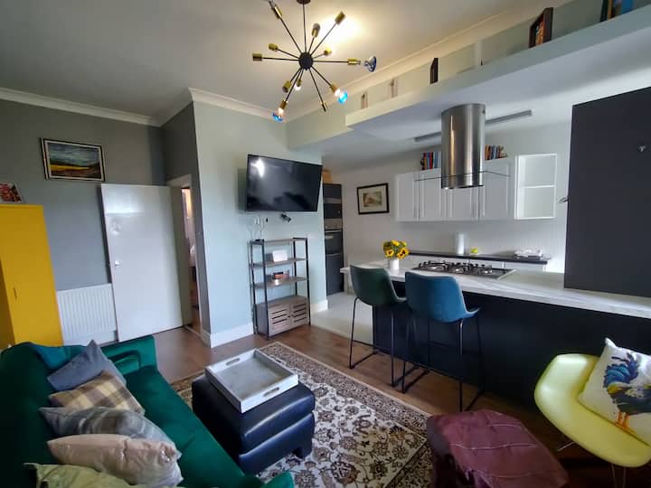 1-bedroom Apt. Close To Beach And Troon Station - Troon