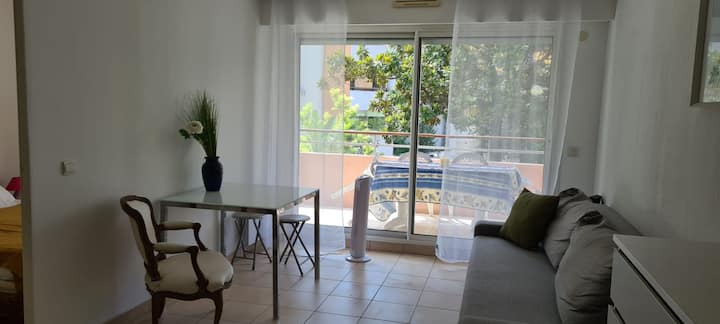 Lovely Calm Studio Apartment With Terrasse - Cannes