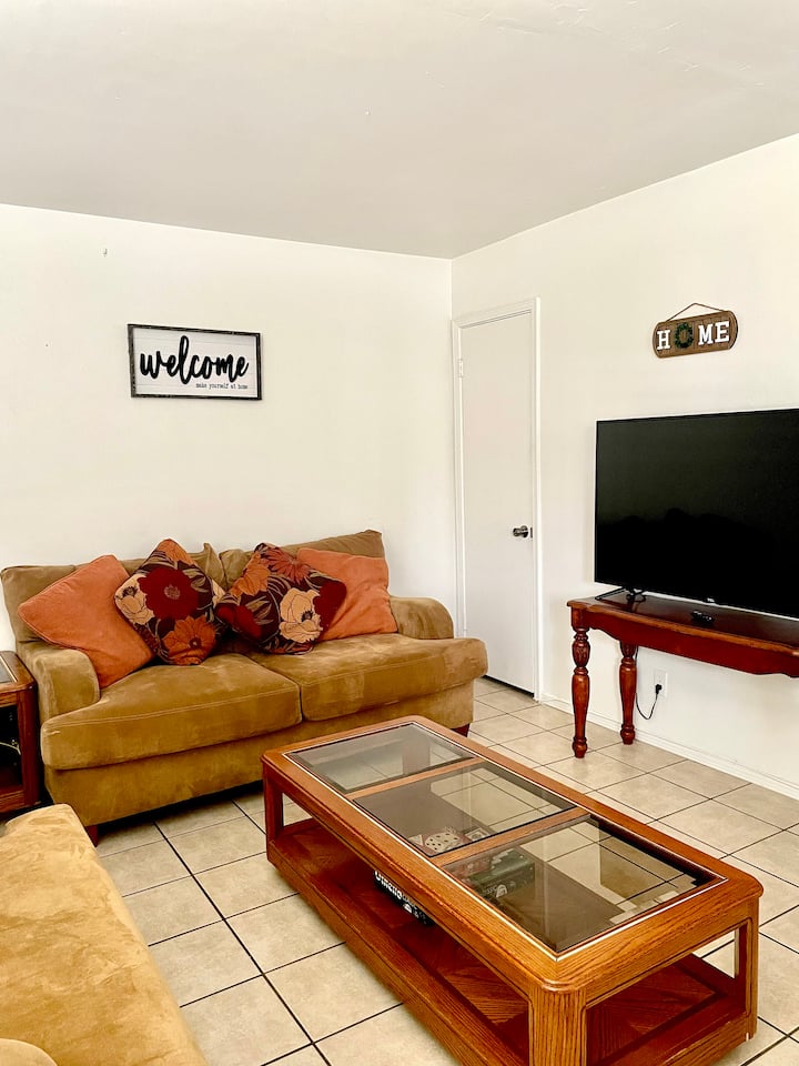 Entire 2 Br/1 Ba Apt. Close To Ft. Bliss. #20 - El Paso, TX