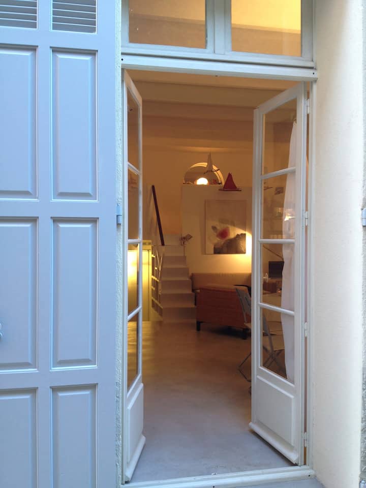 Appt D'artiste - 2 Personnes Coeur Vieil Antibes - Antibes