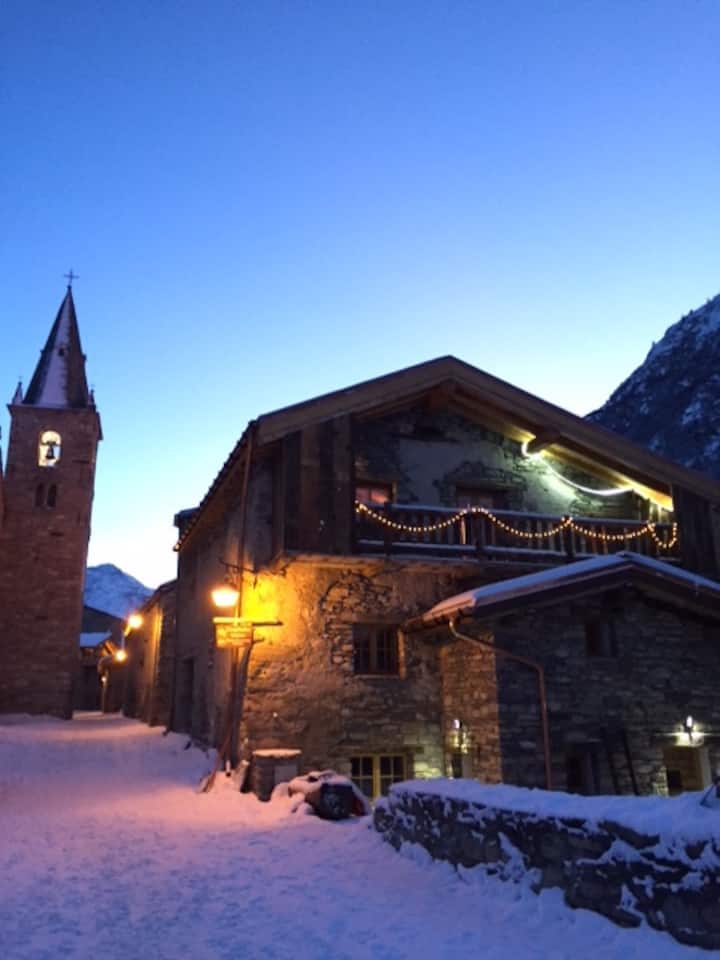 Appartement De Charme 4p Dans Chalet Traditionnel - Bonneval-sur-Arc