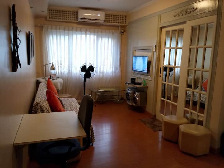 Well Kept Eastwood Tel2 Qc Condo Unit W/ Unli-data - Quezon City