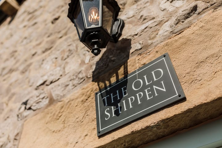 The Old Shippen -On A Working Farm *Private Hottub - Edale