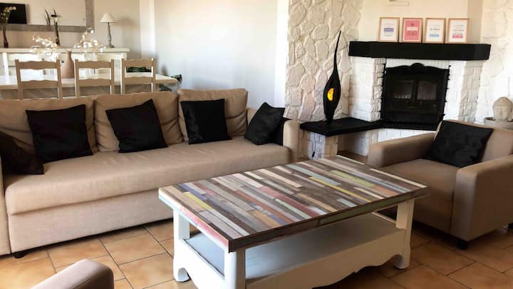 Villa Mysy à Martigues. - Martigues
