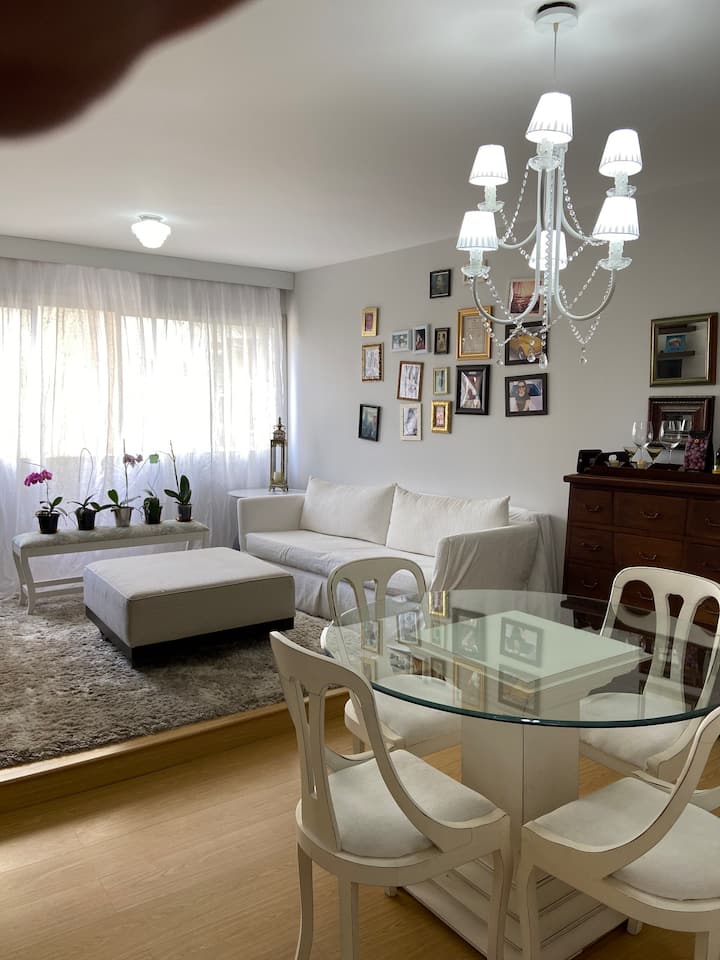Quarto1 Duplo Ar/c Somente P/ Mulheres Centro - Florianópolis
