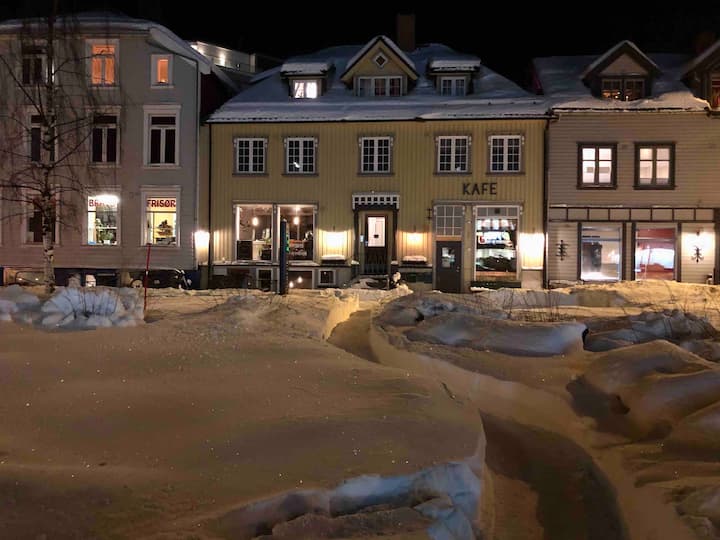 Cozy Apartment In A Old House - Tromsø