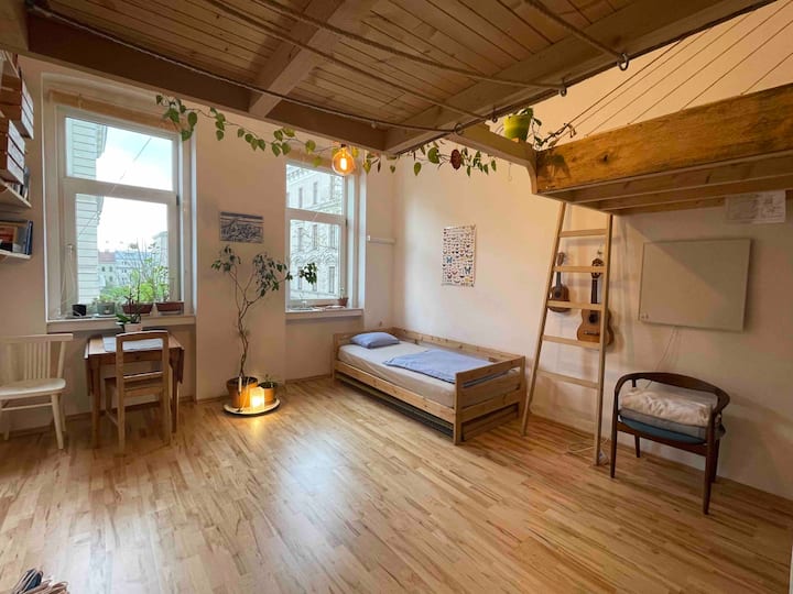 A Charming, Sunny Place To Stay - Wien