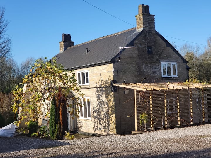 Whiteledge Farm 3 Bedroom House - Ormskirk