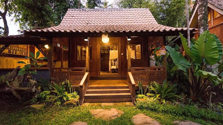2bed Rooms Twin Wooden Antique House - Bali