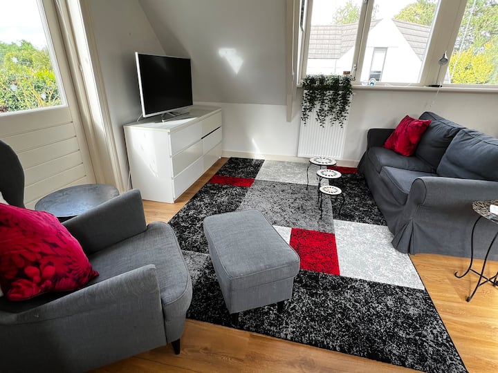 Super Bright Home In Dutch Village - Alkmaar