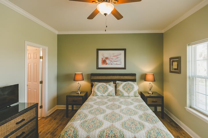 Island Retreat Steps From Beach With Backyard Pool - サウス・パドリー・アイランド, TX