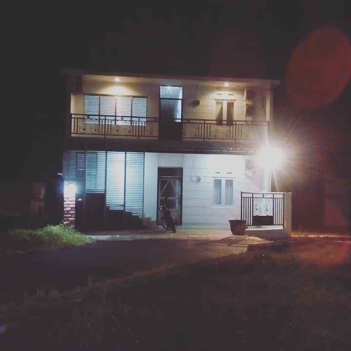 Marina Guesthouse - Majalengka