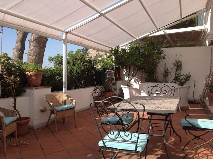 Bella Casa Con Terrazzo, A 500 M Dalla Piazzetta - Anacapri