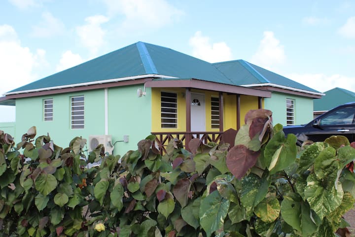 Vandah's Cottage - Antigua and Barbuda