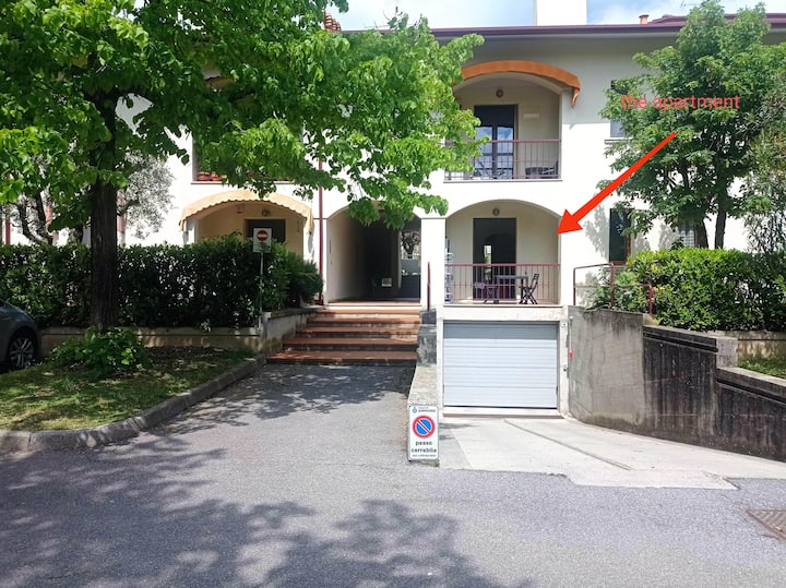 Residential Zone, Immersed In The Green, Wifi - Sirmione