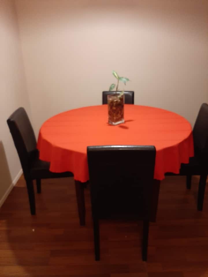Medicine Hat - Quiet  1 Bedroom - Medicine Hat