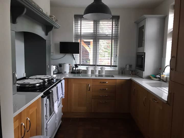 The Cosy Annex Part Of Domvilles Farm Guest House - Crewe