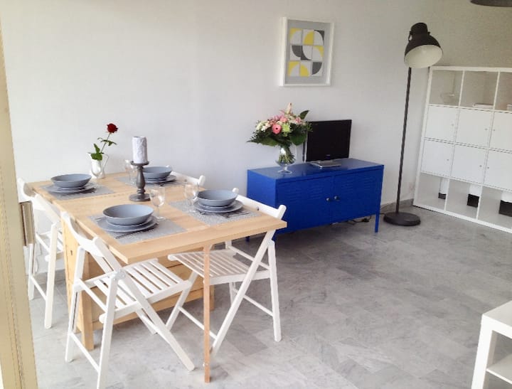 Juan Les Pins: Plage 200 M, Terrasse Clim, Parking - Juan les Pins