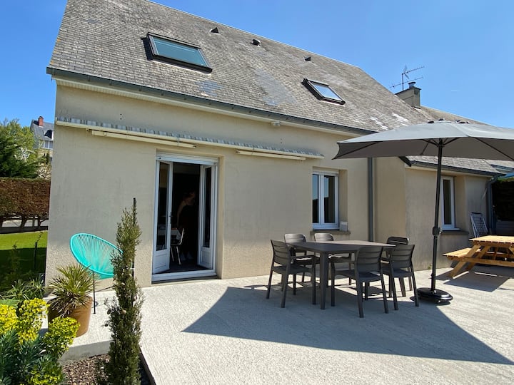 Maison Familiale à La Mer - Jullouville