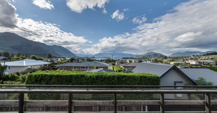 Cosy Apartment With A Lake View & Close To Town - Central Otago District