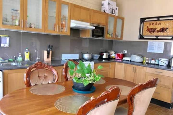 Beautiful Room , Near Port Adelaide - Adelaide