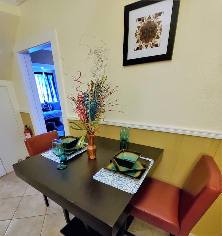 Peas In A Pod Nightly Rental - Eureka Springs, AR